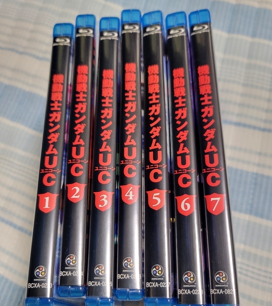 Yahoo!オークション - セル版 Blu-ray 機動戦士ガンダムUC 1～7 / 7本...