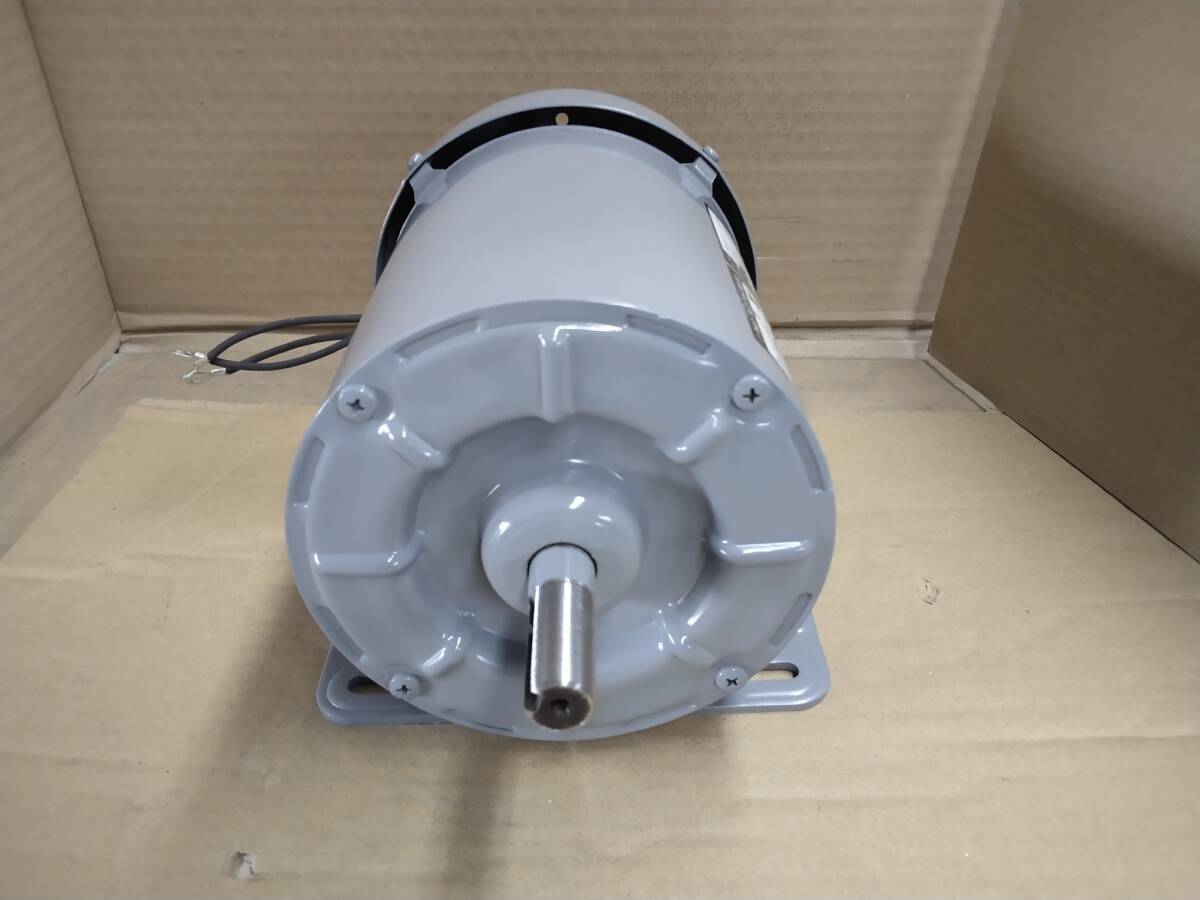 Yahoo!オークション - 安川 三相200V モーター 0.4kw【4P】中古品