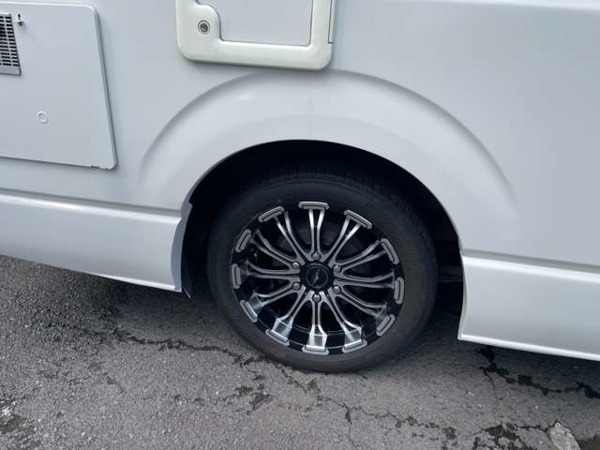 Yahoo!オークション - ハイエース 2.7 DX ロング ミドルルーフ キャン...