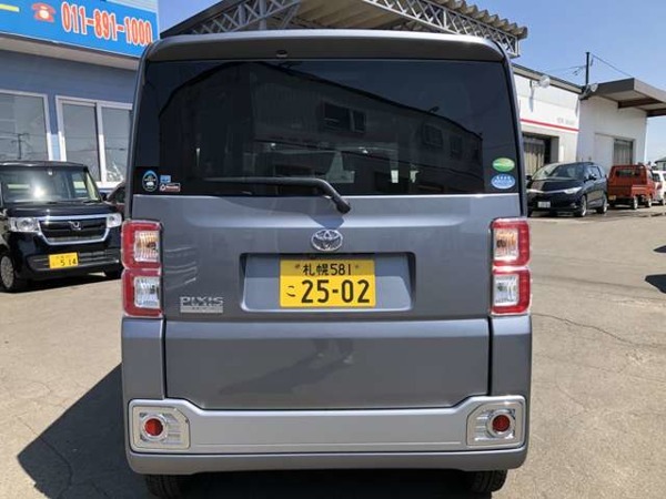 Yahoo!オークション - ピクシスメガ 660 X SA 4WD