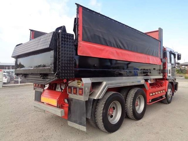 Yahoo!オークション - スーパードルフィンプロフィア (0208) V8生 10t...