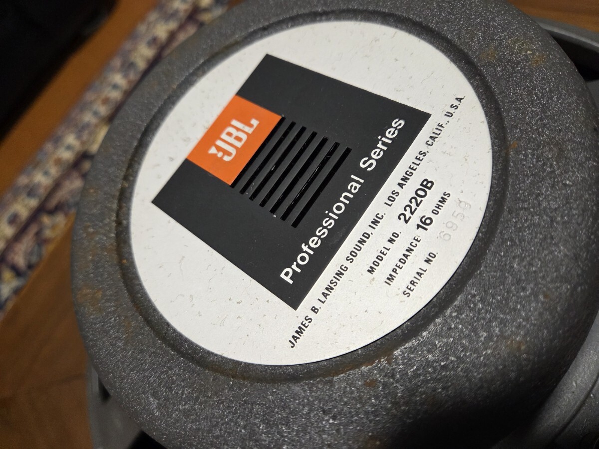 Yahoo!オークション - 【JBL】2220B 16Ω 38cm ウーファー 1本のみ