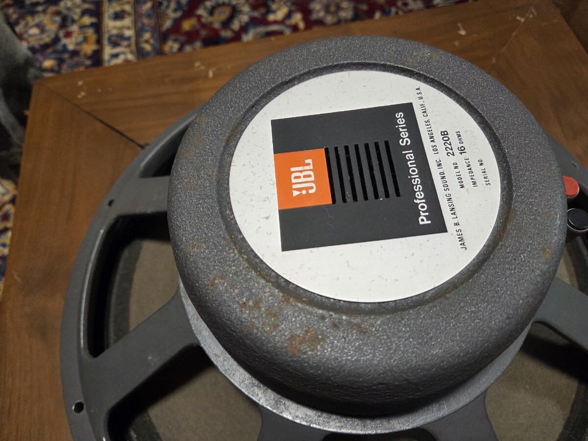 Yahoo!オークション - 【JBL】2220B 16Ω 38cm ウーファー 1本のみ