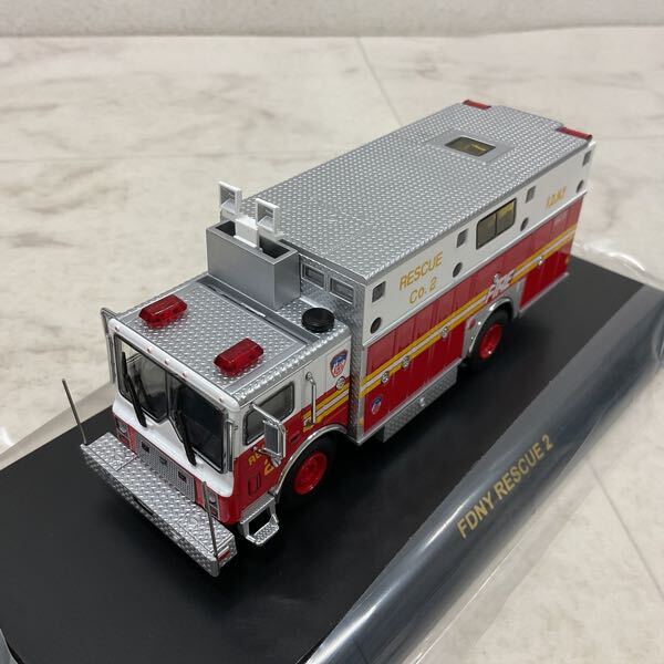 Yahoo!オークション - 1円〜 CODE3 1/64 FDNY Mack Rescue 2