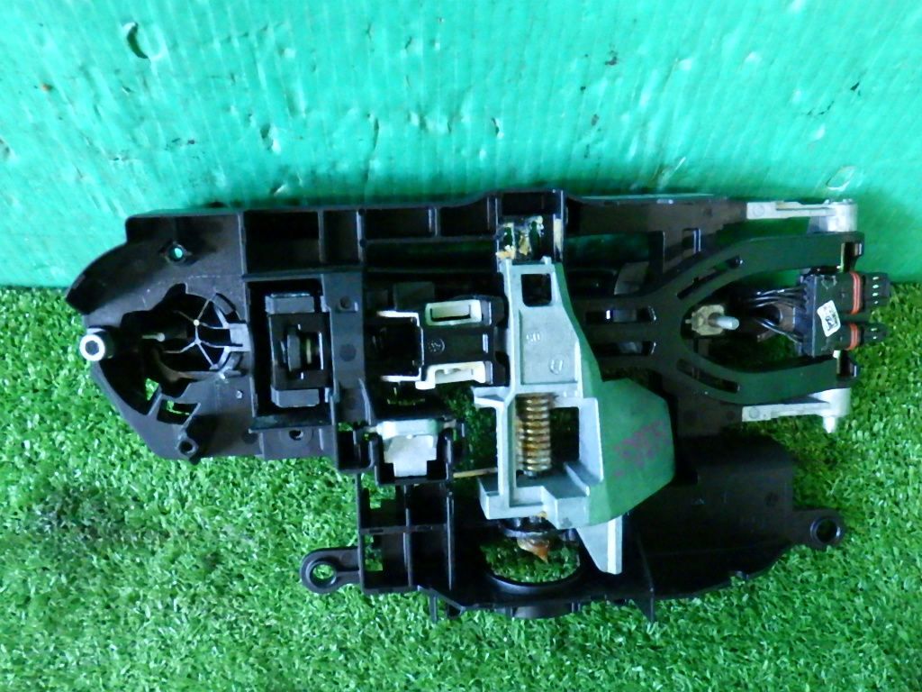 Yahoo!オークション - アクティブハイブリッド7[F04後期LCI]フロント左...