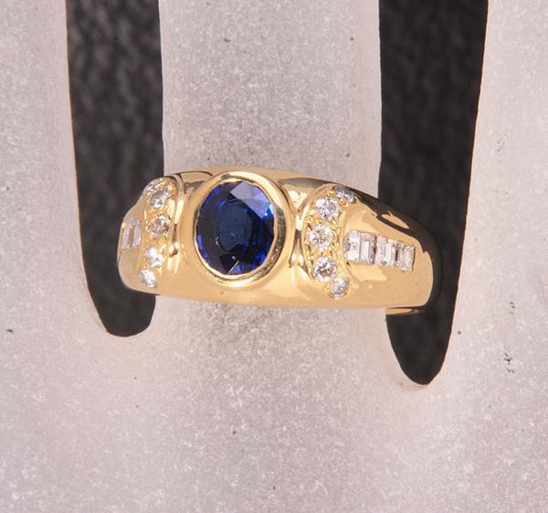 Yahoo!オークション - 《質屋出品》K18 天然サファイア0.84ct+ダイアデ...