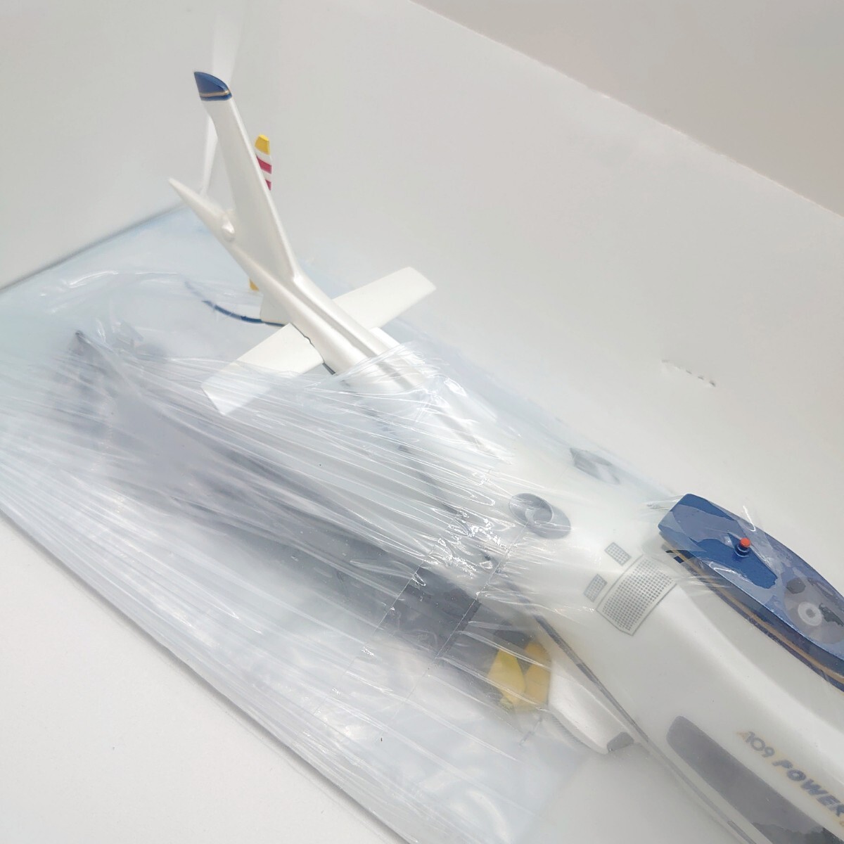 Yahoo!オークション - AgustaWestland アグスタウェストランド A109 PO...