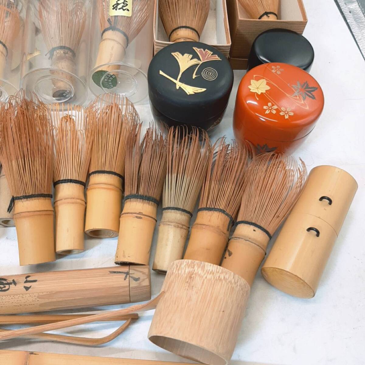 Yahoo!オークション - d63 茶道具 まとめ 鉄瓶 茶碗 茶筅 他 現状品