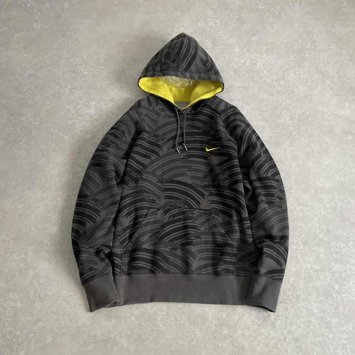 Yahoo!オークション - NIKE Lサイズ Swoosh スウォッシュロゴ 刺繍 総...