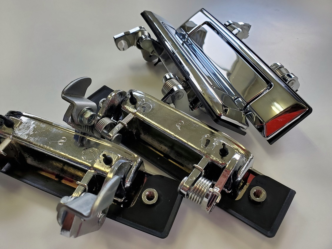 Yahoo!オークション - 【新品】60系 ランクル用 純正 メッキ ドア ハン...