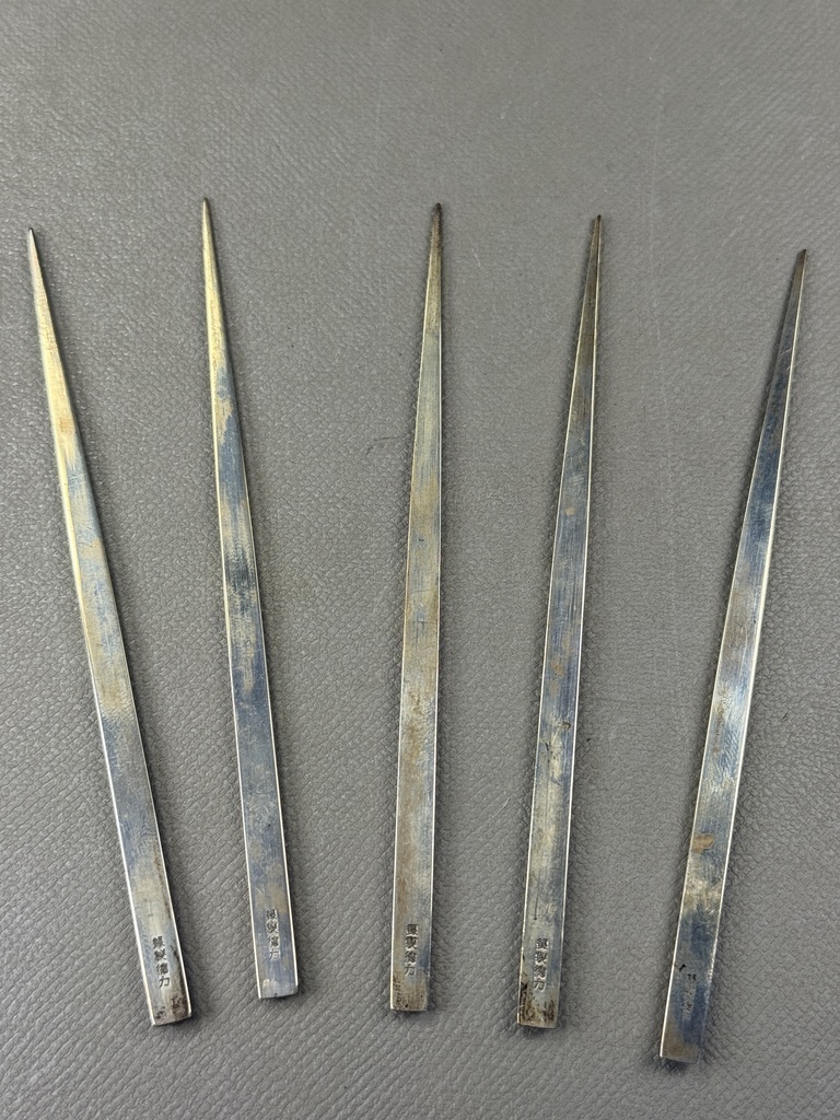 Yahoo!オークション - 【偲】銀製 徳力 和菓子 楊枝 和菓子切り 在銘 3...