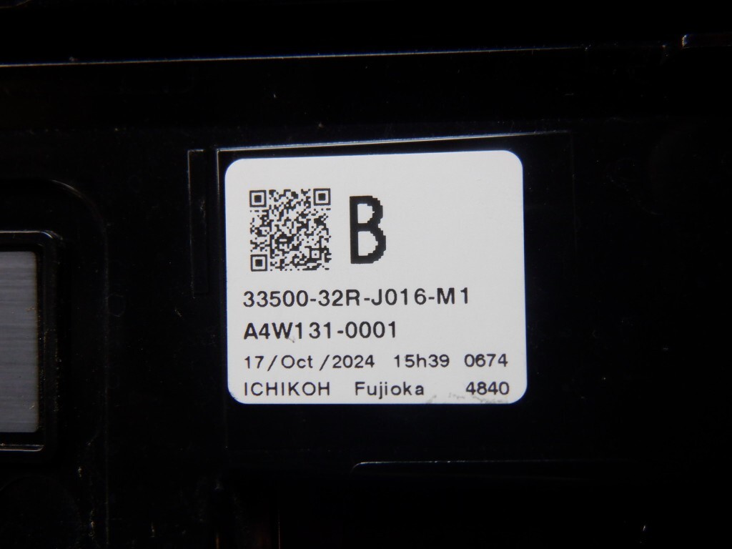 Yahoo!オークション - N-BOXカスタム JF5/JF6 右テールランプ D318 335...