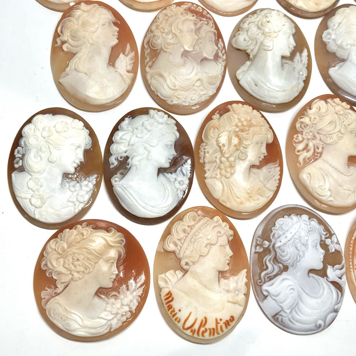 Yahoo!オークション - 大量 シェルカメオおまとめ153.5g s 約767.5ct ...