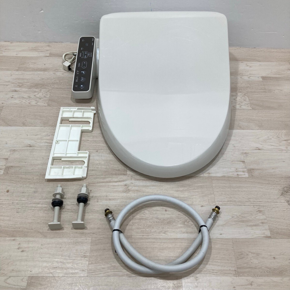 Yahoo!オークション - INAX イナックス LIXIL ウォシュレット シャワー...