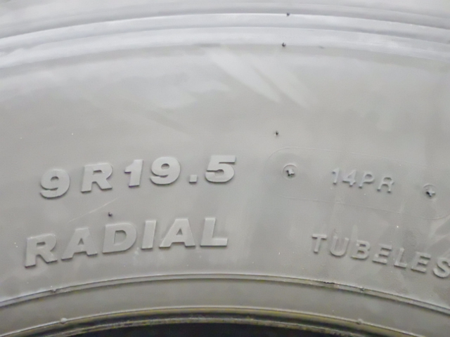 Yahoo!オークション - 9R19.5 14PR ブリヂストン BS 冬 V-STEEL STUDLE...