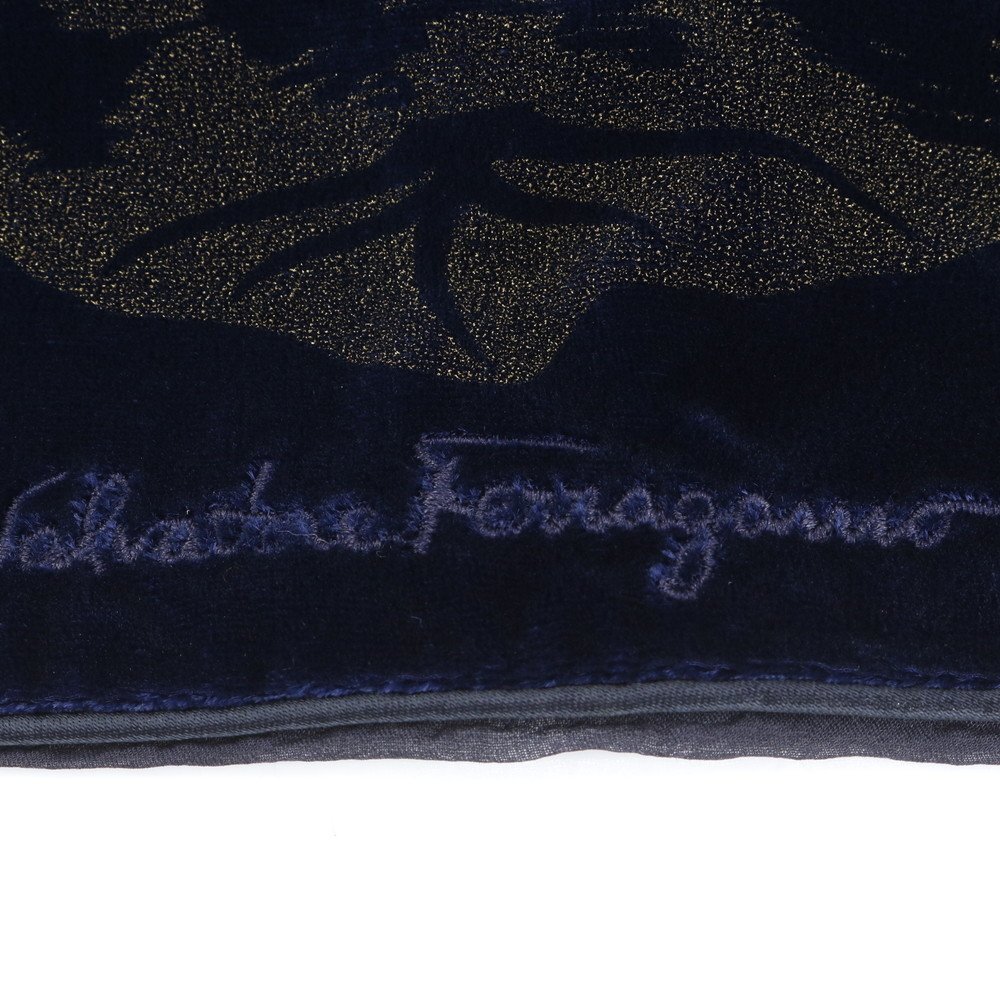 Yahoo!オークション - 1円 美品 サルヴァトーレフェラガモ シルク ベロ...