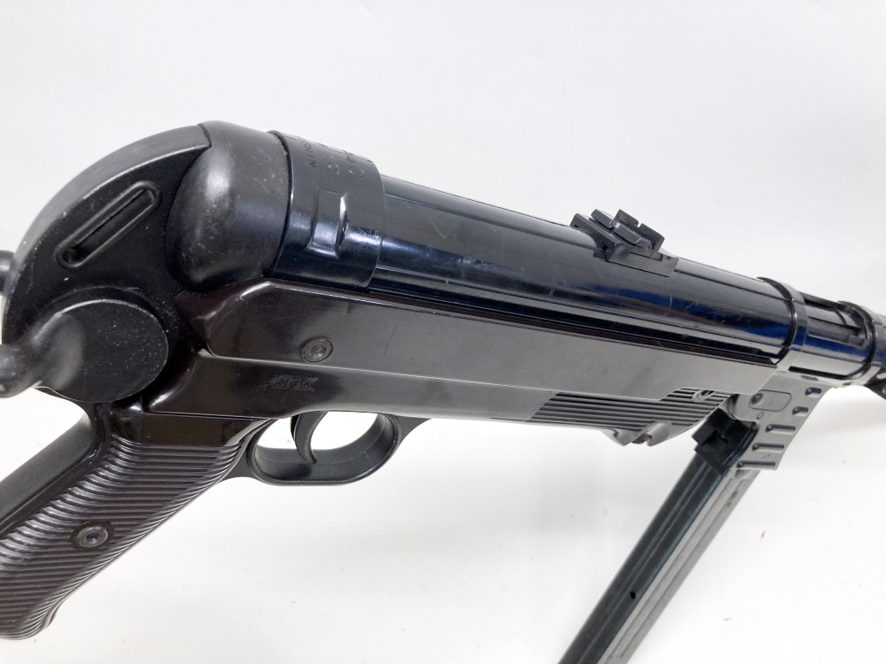 Yahoo!オークション - 【マルシン MP40 ABS製 モデルガン 動作可】