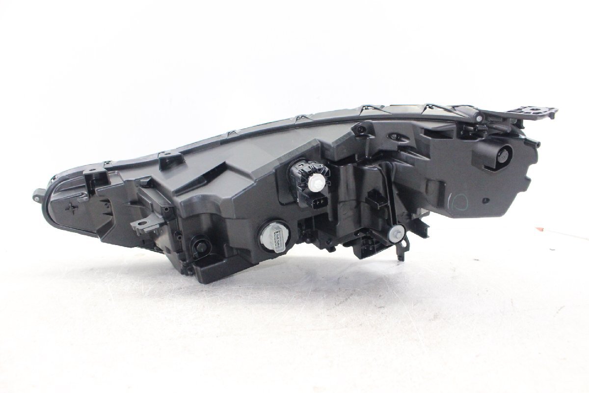 Yahoo!オークション - 美品/キズ無 ヴェゼル RV RV3 ヘッドライト 右 ...