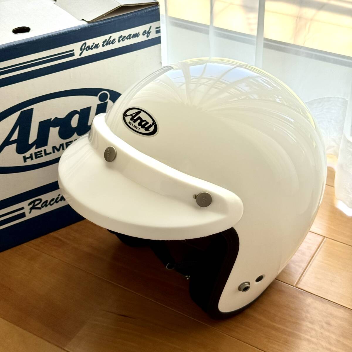 Yahoo!オークション - ヘルメット アライ Arai S-70 白 2012年 中古美...