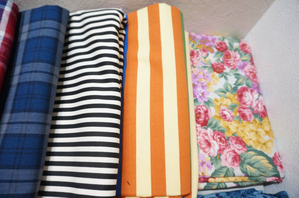 Yahoo!オークション - 【Z316.O】超大量 布 生地 はぎれ 約14.2㎏ サイ...