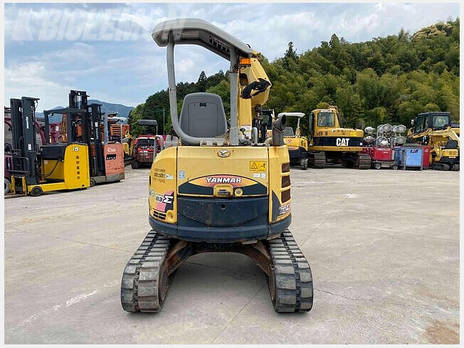 Yahoo!オークション - ミニ油圧ショベル(ミニユンボ) ヤンマー B3-6A 2...