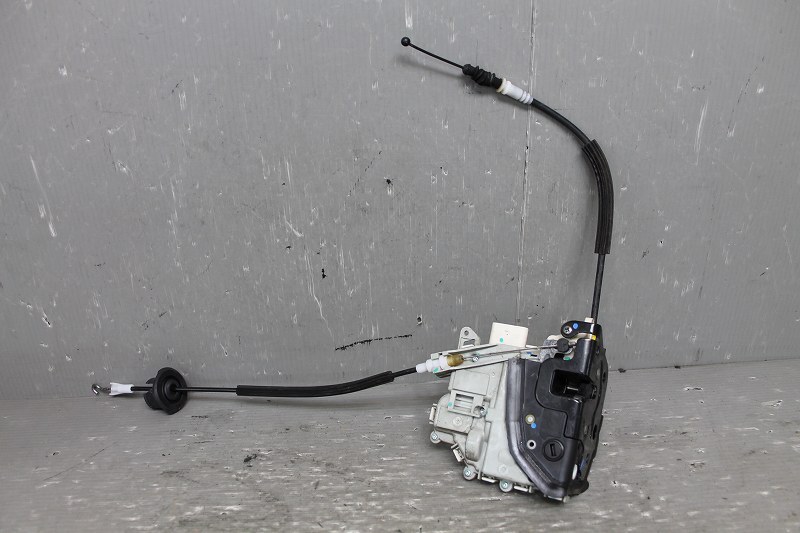 Yahoo!オークション - Audi A4 アバント 2.0T クワトロ 右H (8KCDNF 8K...