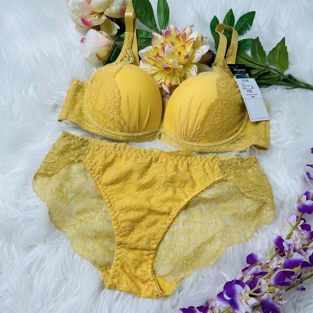 Yahoo!オークション - C85LL ブラジャー＆パンティ フリージア 1