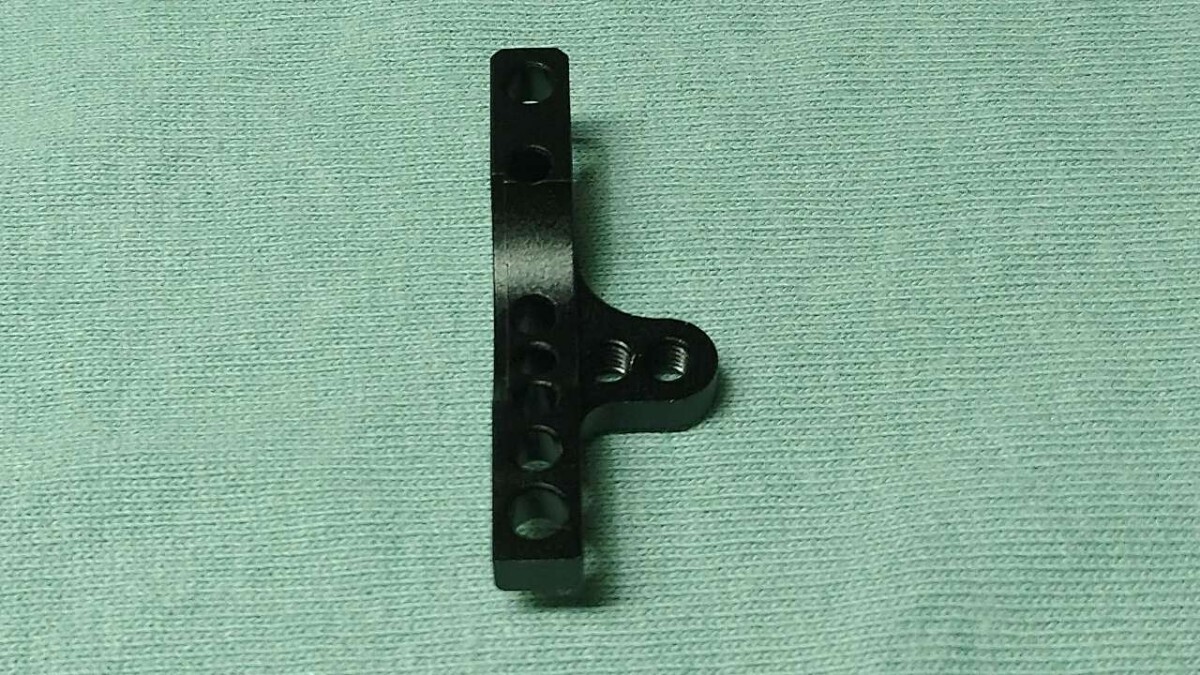 Yahoo!オークション - 即決 ①新品 ヨコモ BD12 BD11 アッパー バルク...