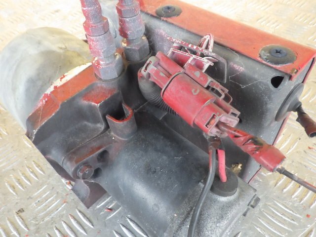 Yahoo!オークション - r672-63 日産 UD トラックス クオン キャブチル...