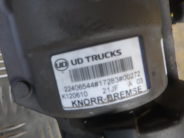 Yahoo!オークション - r696-180 日産 UD トラックス クオン バルブ エ...