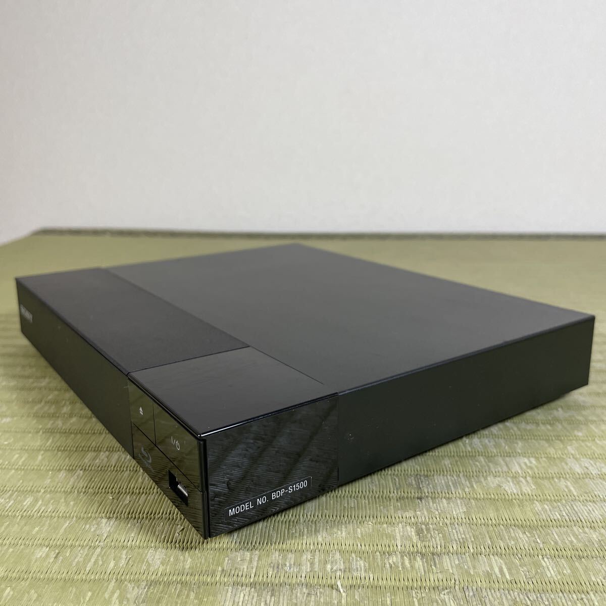 Yahoo!オークション - 送料無料 SONY ブルーレイディスク/DVD プレー...