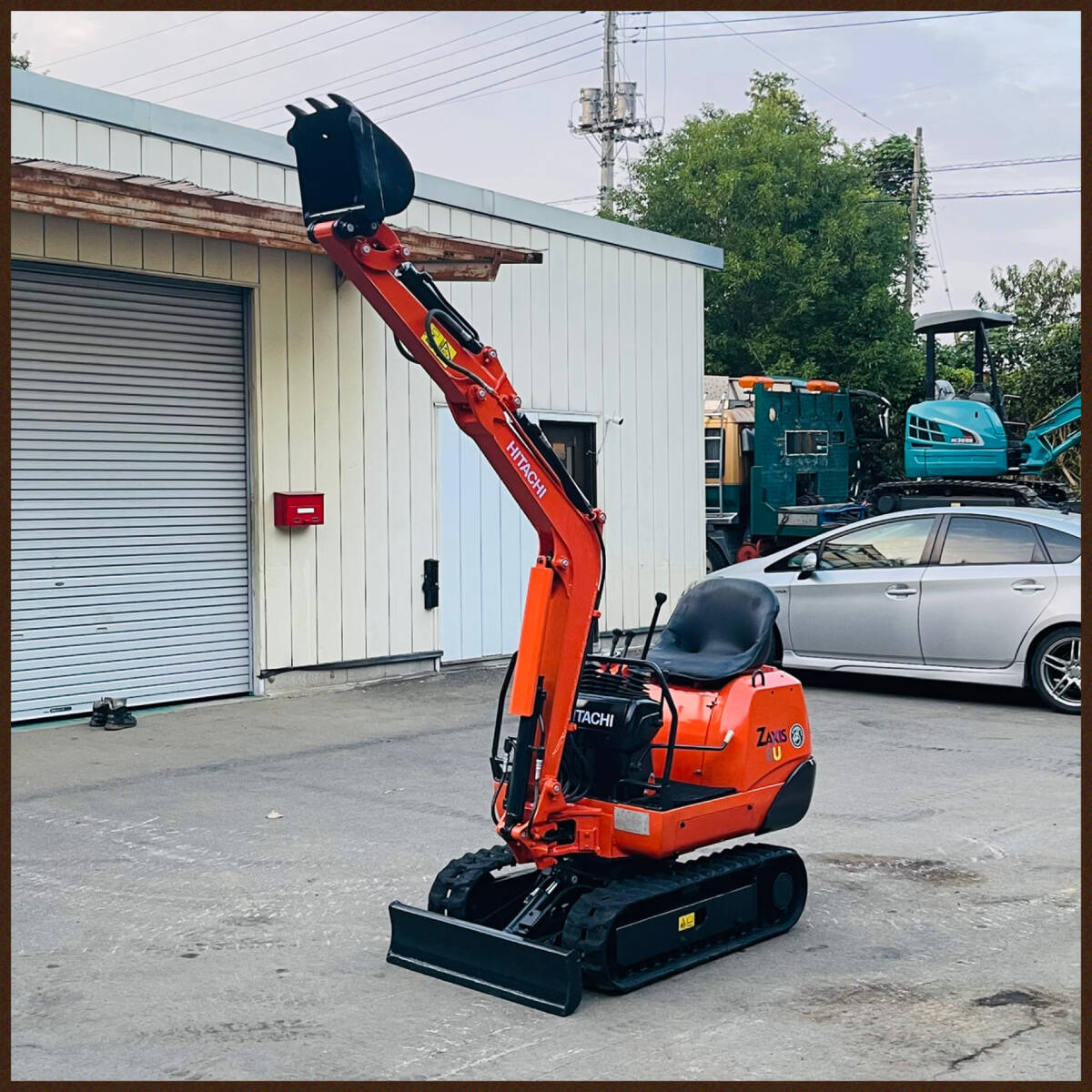 Yahoo!オークション - HITACHI 日立 EX8 ミニユンボ 油圧ショベル 0.8t...