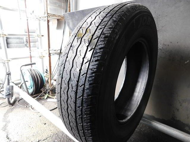 Yahoo!オークション - 【A962】RY52 195/80R15 107/105 1本売切り