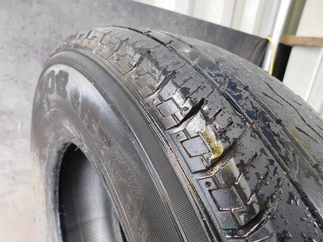Yahoo!オークション - 【A962】RY52 195/80R15 107/105 1本売切り