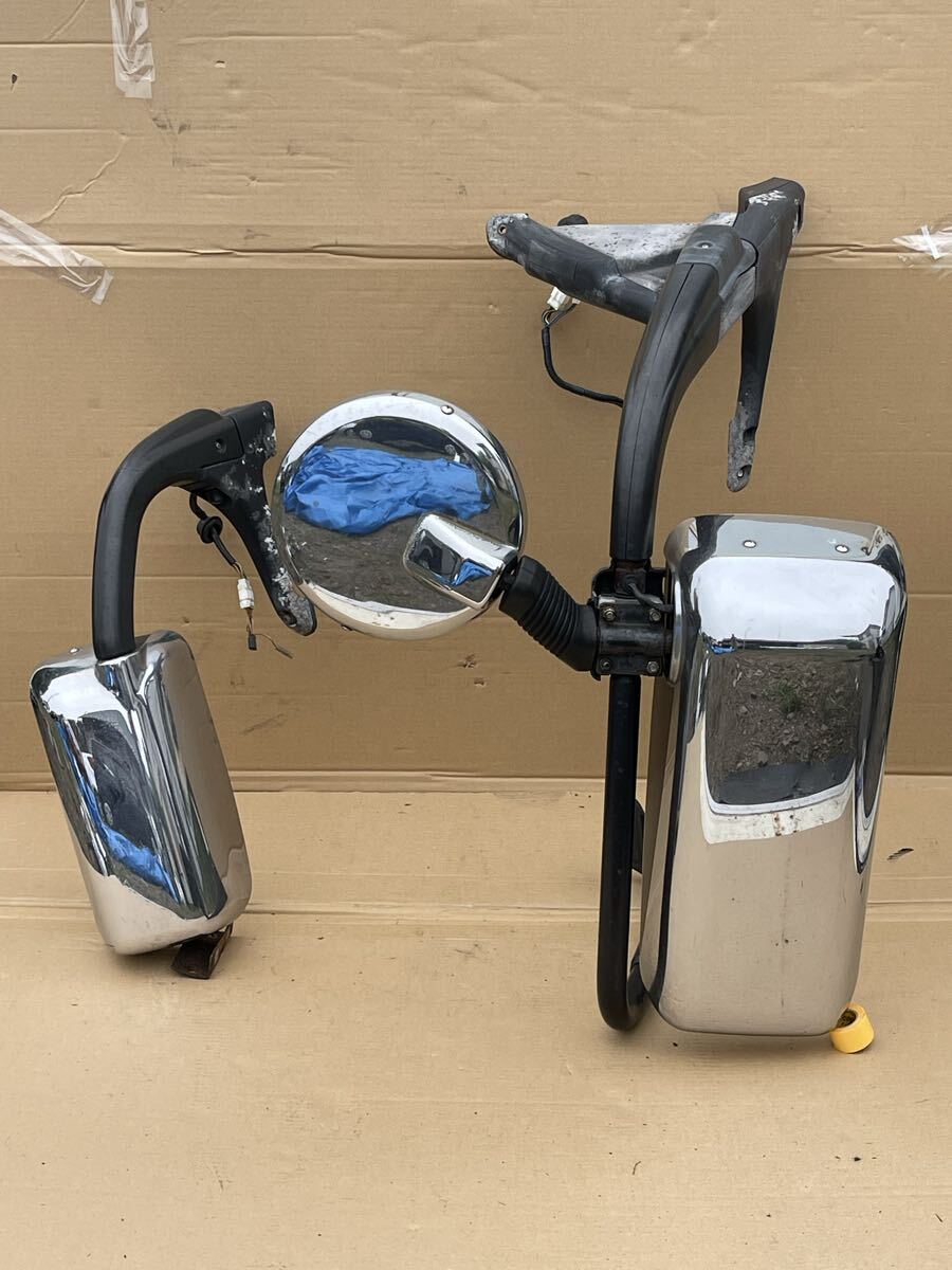 Yahoo!オークション - Y79 純正 三菱 ふそう スーパーグレート メッキ...