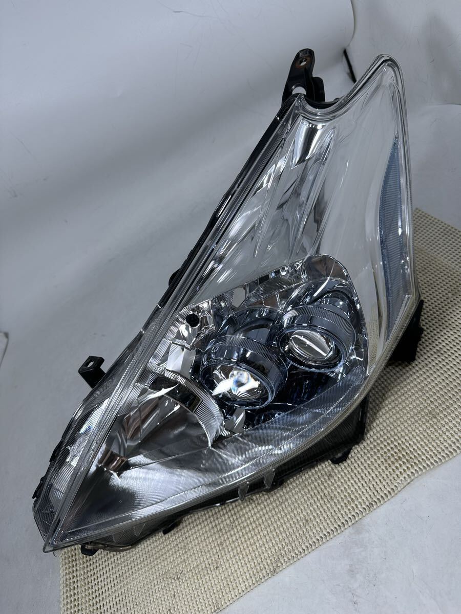 Yahoo!オークション - M34-2-3 美品 プリウスα 左 前期 ZVW40W 打刻8 ...