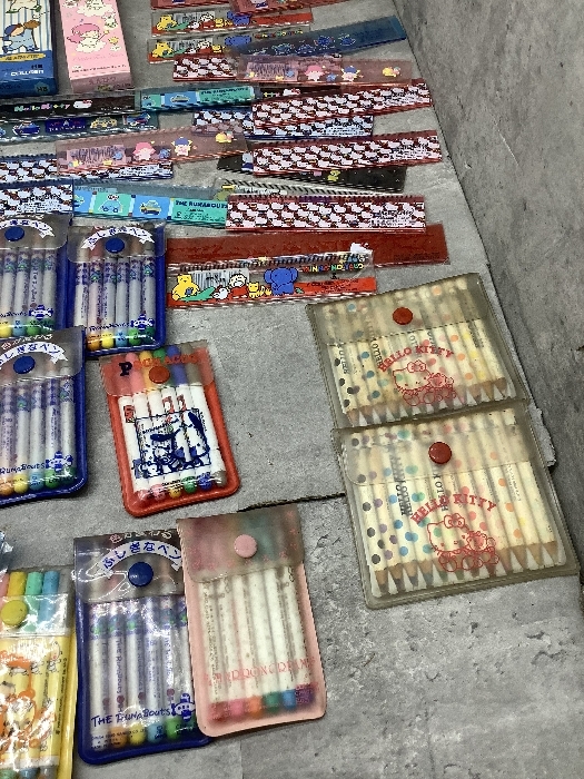 U12 9/17 サンリオまとめて キティー たーぼー キキララ 他 鉛筆 定規 缶ペン ペンなど デッドストック 保管品 現状品(筆記用具)｜売買されたオークション情報、yahooの商品情報 ...