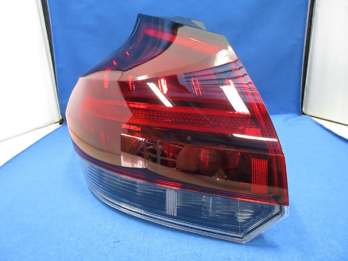 Yahoo!オークション - 日産 キックス P15/RP15 左テール 純正 ICHIKOH ...