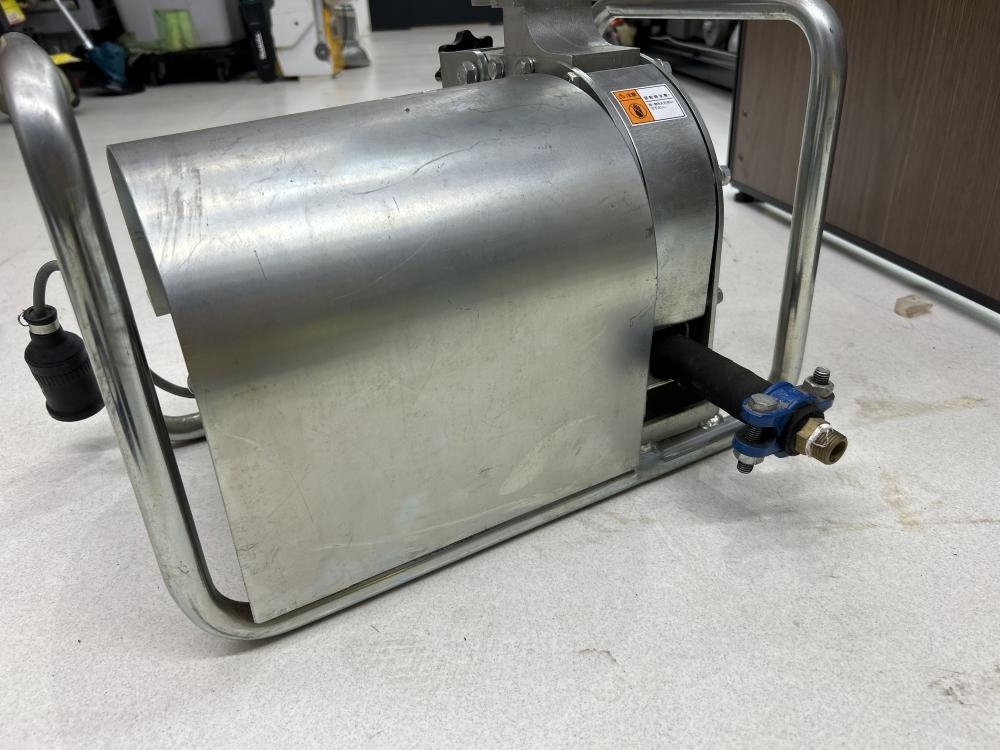 026 おすすめ品 友定建機 電動式ミニポンプ TS-002型 通電のみ確認(電動工具)｜売買されたオークション情報、yahooの商品情報をアーカイブ公開 - オークファン（aucfan.com）