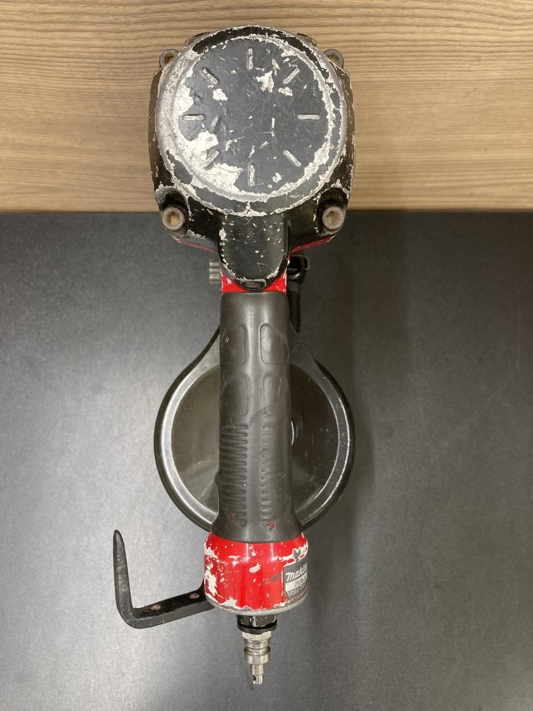 Yahoo!オークション - 016 おすすめ品 マキタ 高圧エア釘打ち機 AN711H