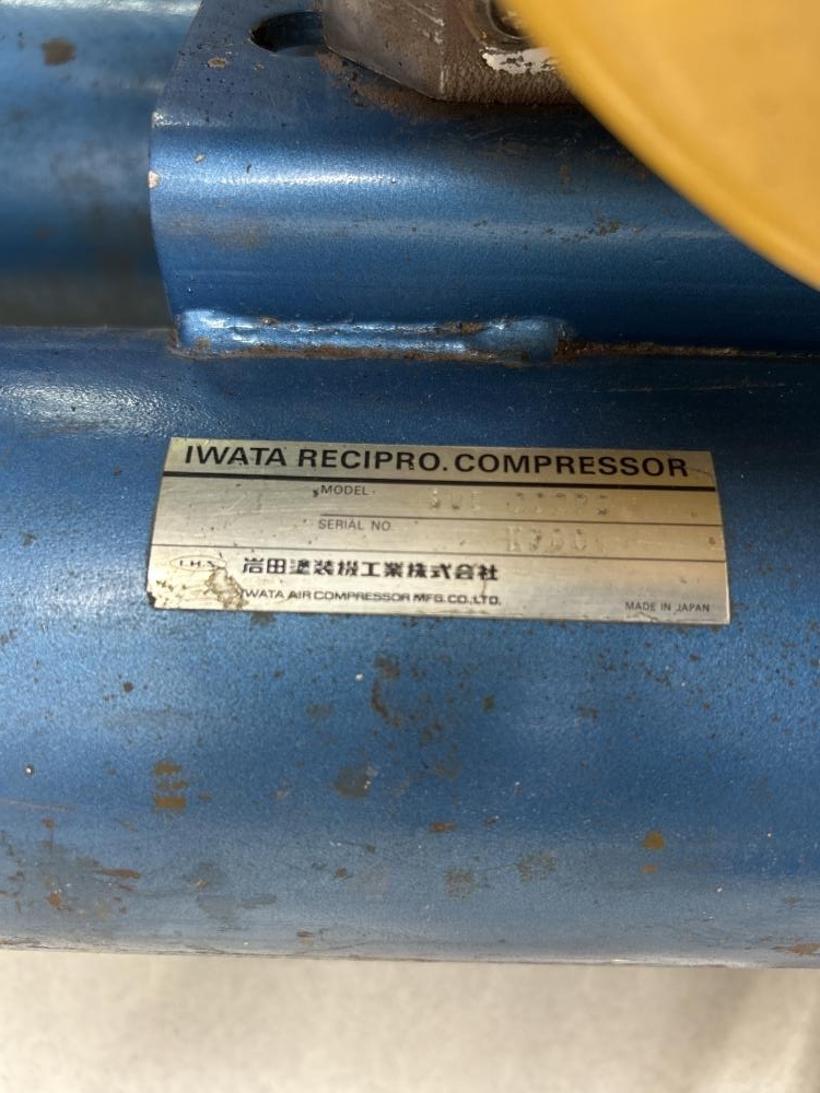 Yahoo!オークション - 026 おすすめ品 イワタ iwata エンジン式コンプ...