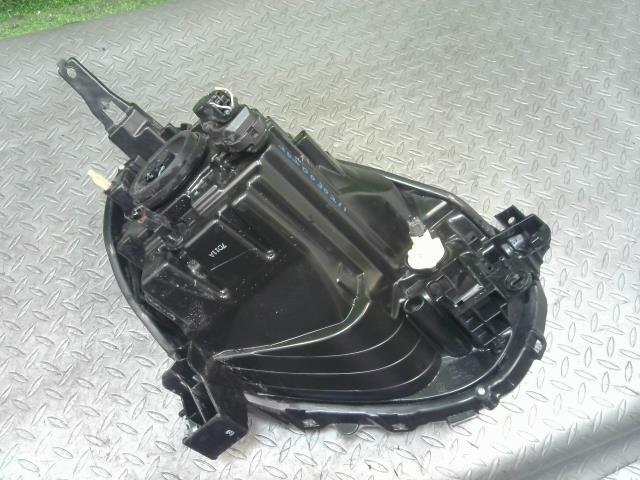 Yahoo!オークション - 日産（NISSAN） 同梱不可 マーチ K13 左右ヘッド...