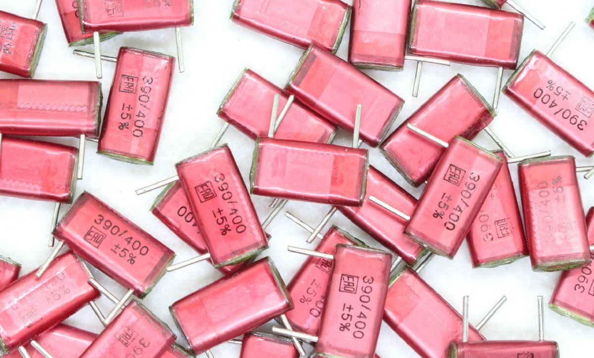 Yahoo!オークション - 噂のEROが激安 EROコンデンサ 20個セット 390pF ...