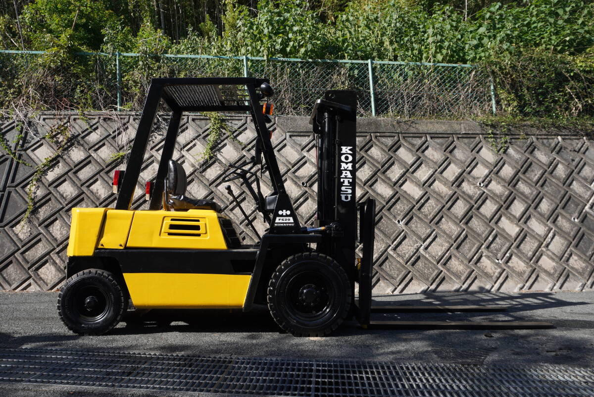 Yahoo!オークション - コマツ FG20-7 小松 フォークリフト 1.5トン 最...