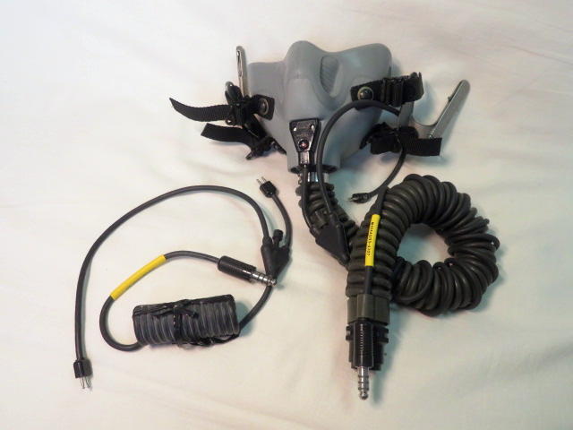 Yahoo!オークション - 新品 HGUヘルメット用 酸素マスク 通信コードケ...