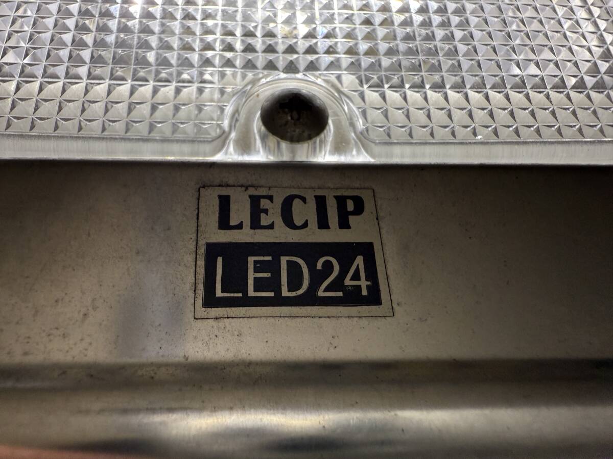 Yahoo!オークション - 室内灯 LED 3点 LECIP LED24 24V 点灯確認済 作...