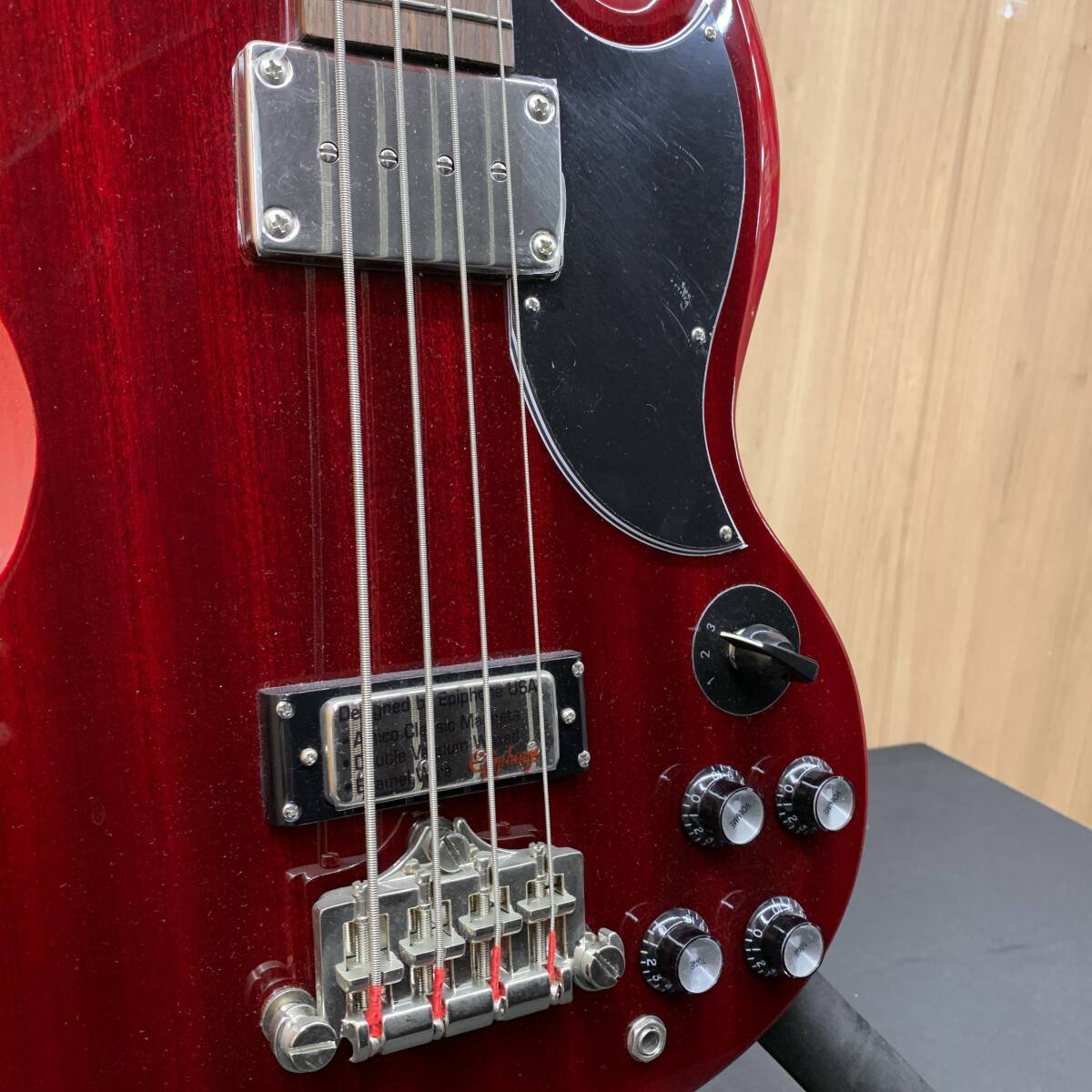 Yahoo!オークション - 【Y6】 Epiphone SGベース エレキベース 要修理 ...
