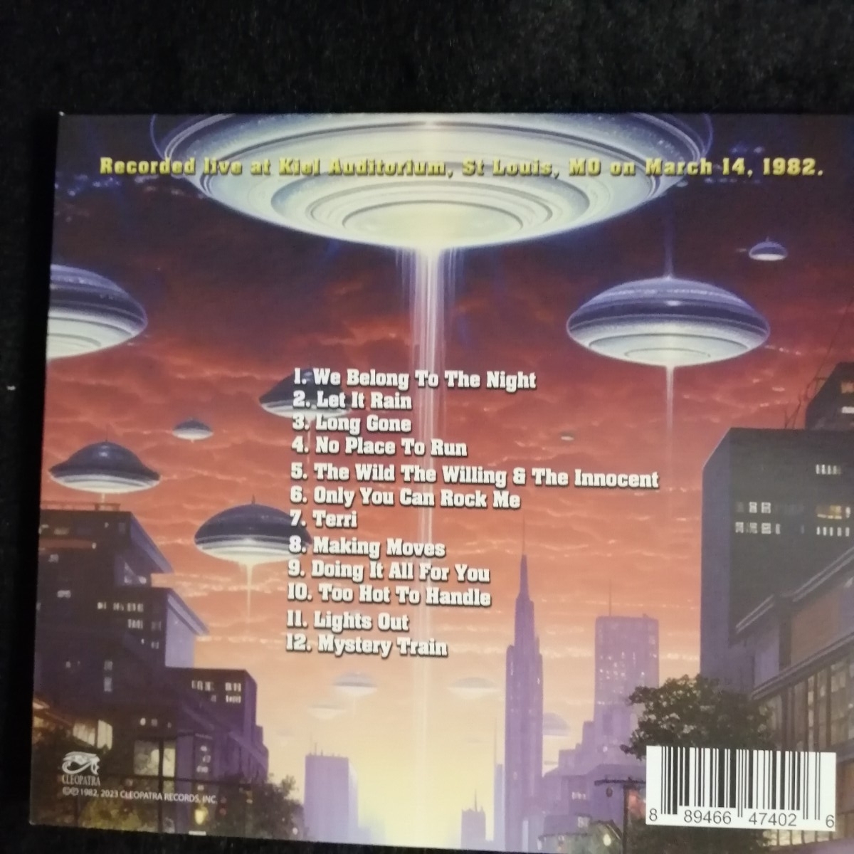Yahoo!オークション - E09 中古CD UFO landing i st.louis live 1982 ...