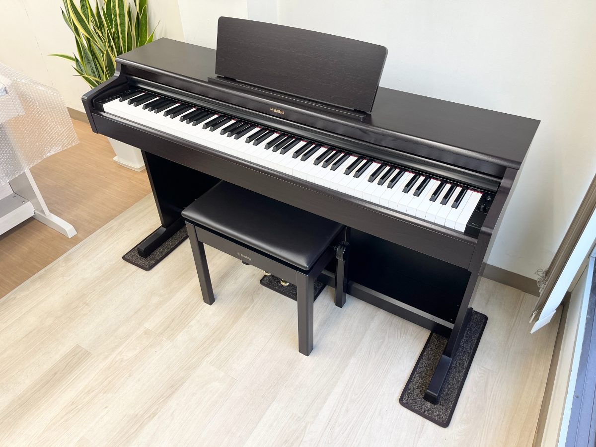 Yahoo!オークション - 中古電子ピアノ専門店 配送設置無料 ヤマハ YDP-...