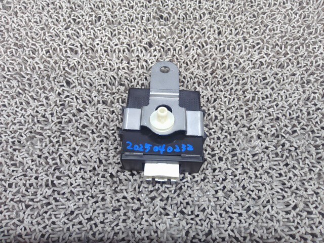 Yahoo!オークション - CX－5 KF2P 4WDコンピューター SH9N JL001-0...